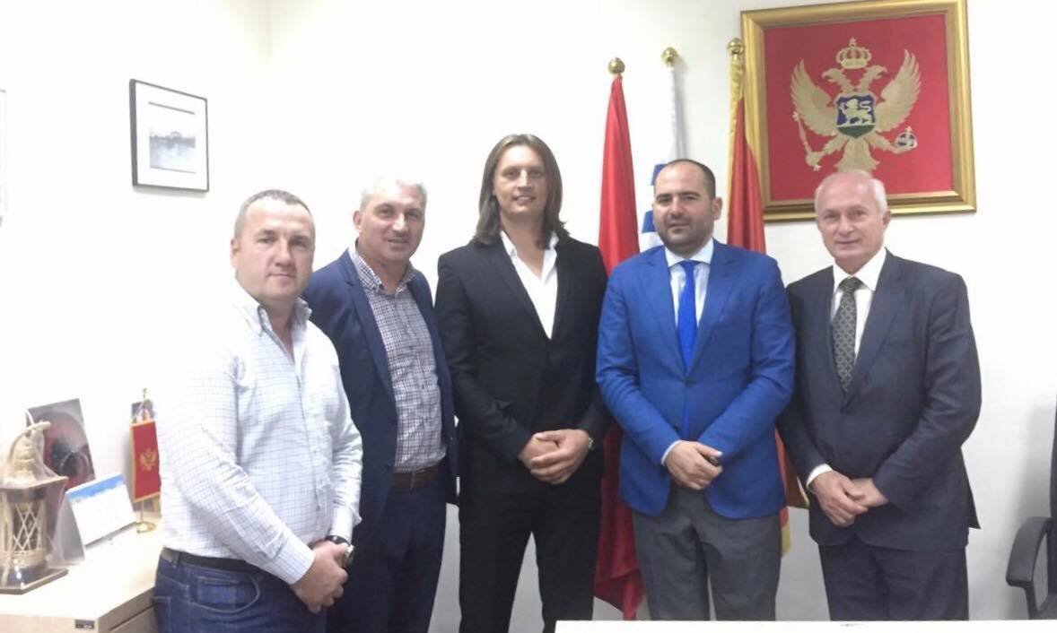 MALESIA.ORG - Tuz, Malësi - Ambasadori i Shqipërisë në MZ, Ridi Kurtezi ...